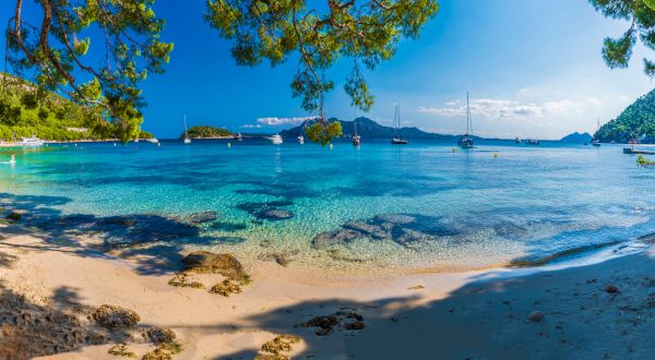 15 islas paradisíacas que puedes visitar en Europa - El Magazine del ...