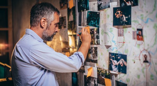 Las 20 profesiones para viajar por todo el mundo - El Magazine del Viajero